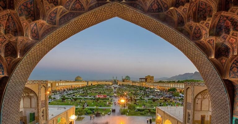 Exploring Isfahan: A Persian Treasure - had.com
